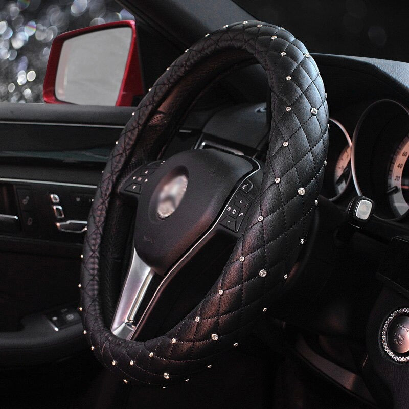 Couvre volant cuir matelassé et strass – Innov Boutique